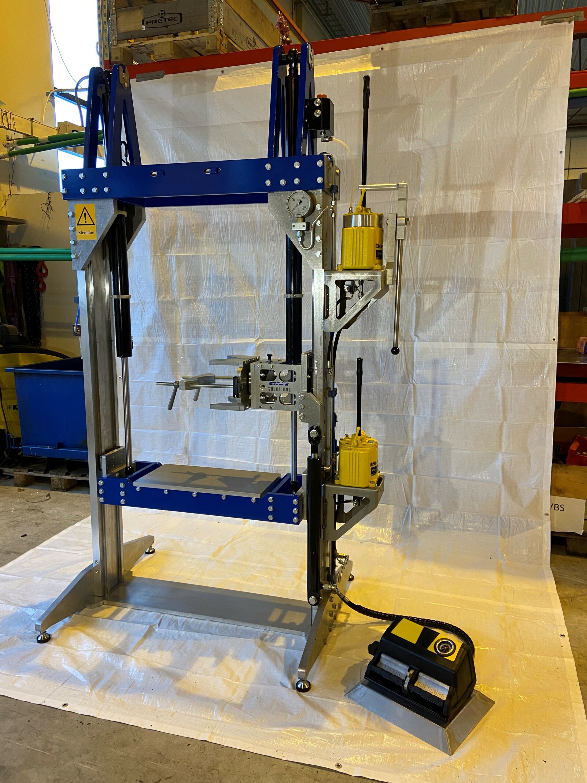 Hydraulic Mounting Press - GNT Solutions